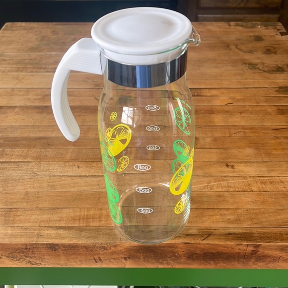 Pyrex | Kitchen | Pyrex Lemon And Lime Juice Carafe | Poshmark